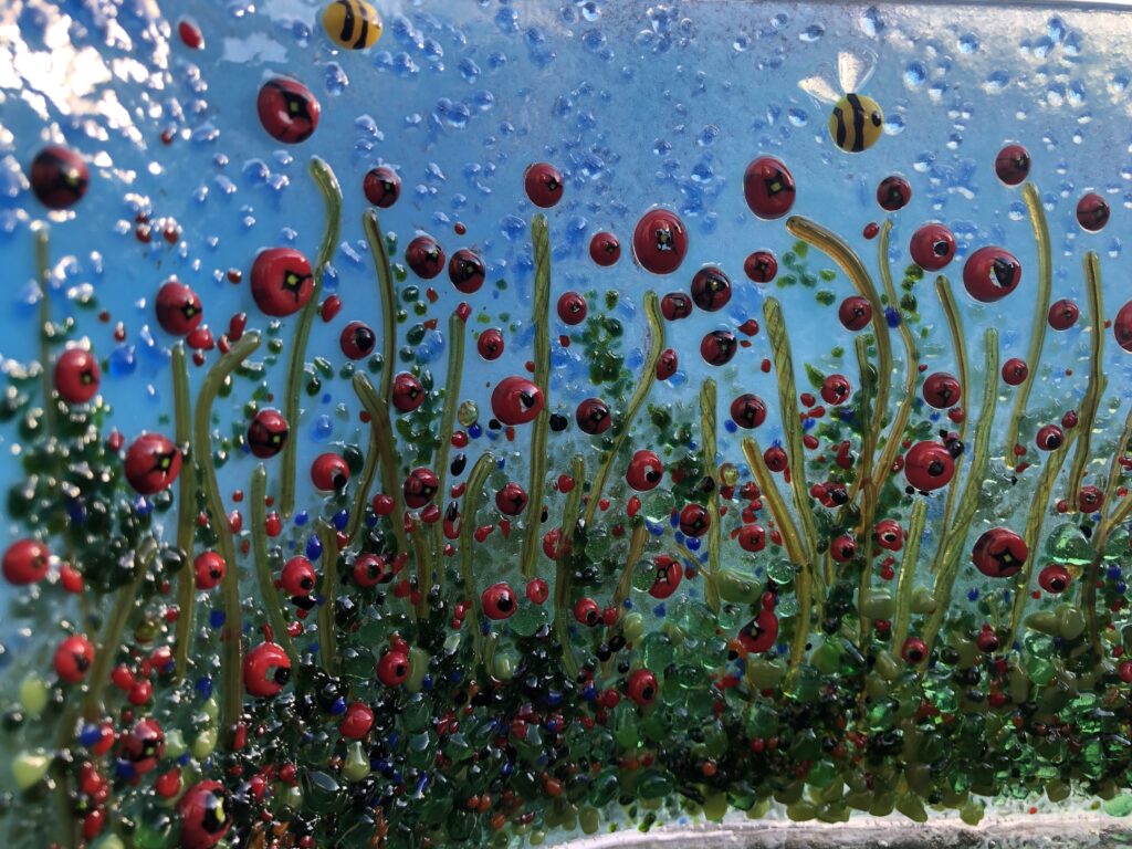Poppy Meadow Wave on a Glass Plinth - Ginger Cat Glass